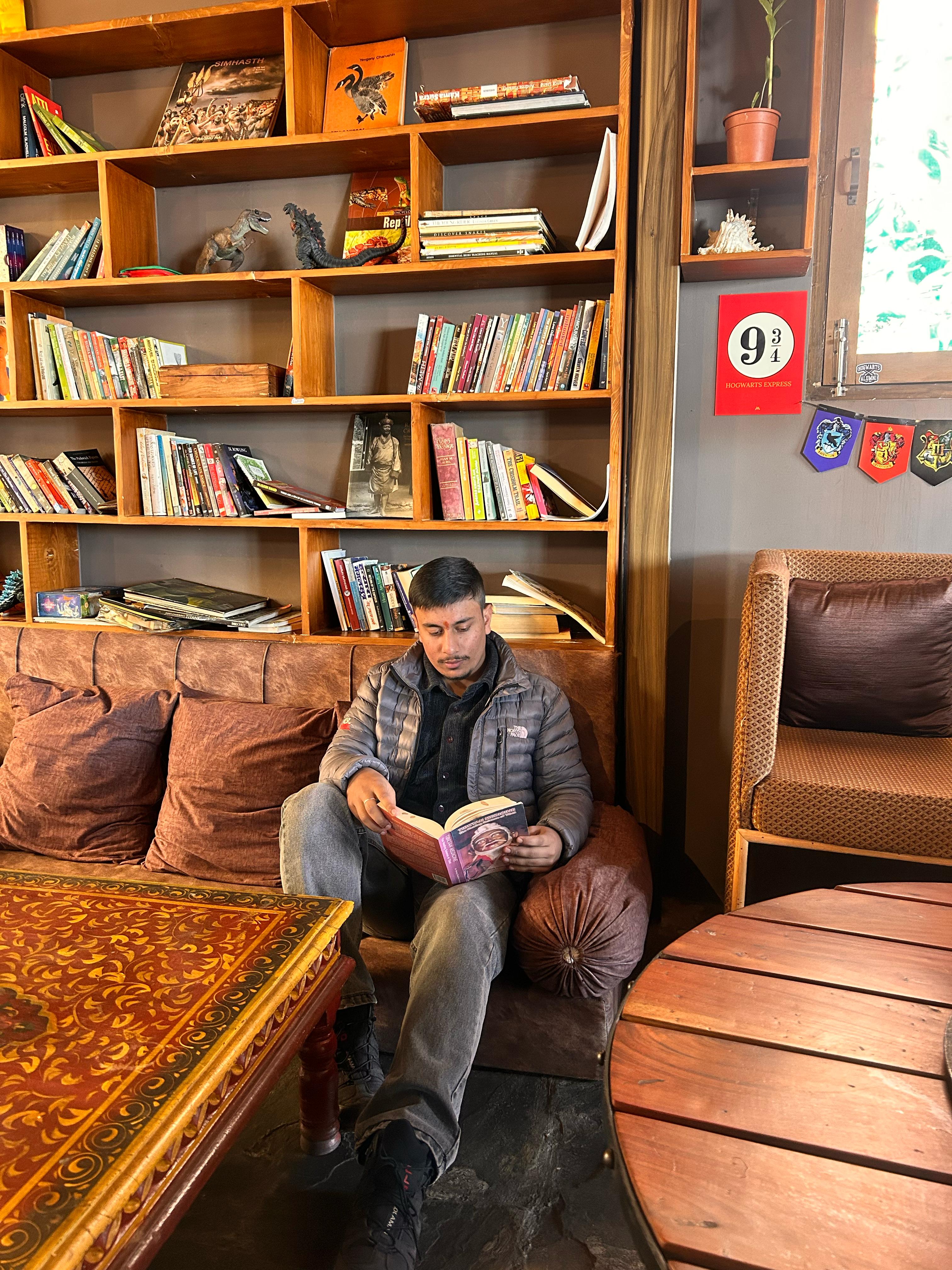 Ayush Sharma - Full Stack Developer & UI/UX Designer