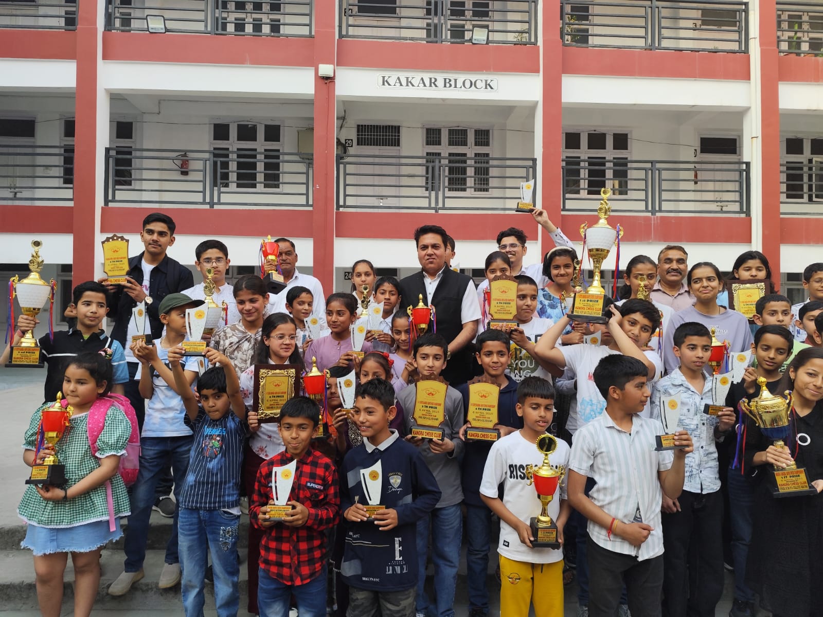 Ayush Sharma - Full Stack Developer & UI/UX Designer